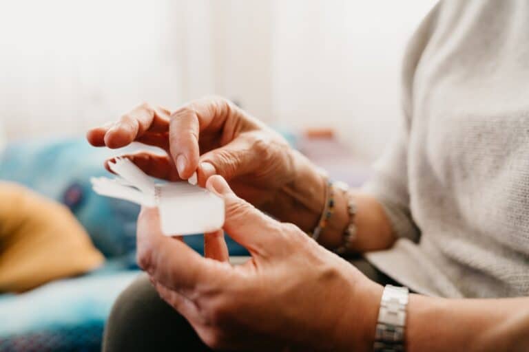 Bipolar Medication Lists, Side Effects, and Management Tips